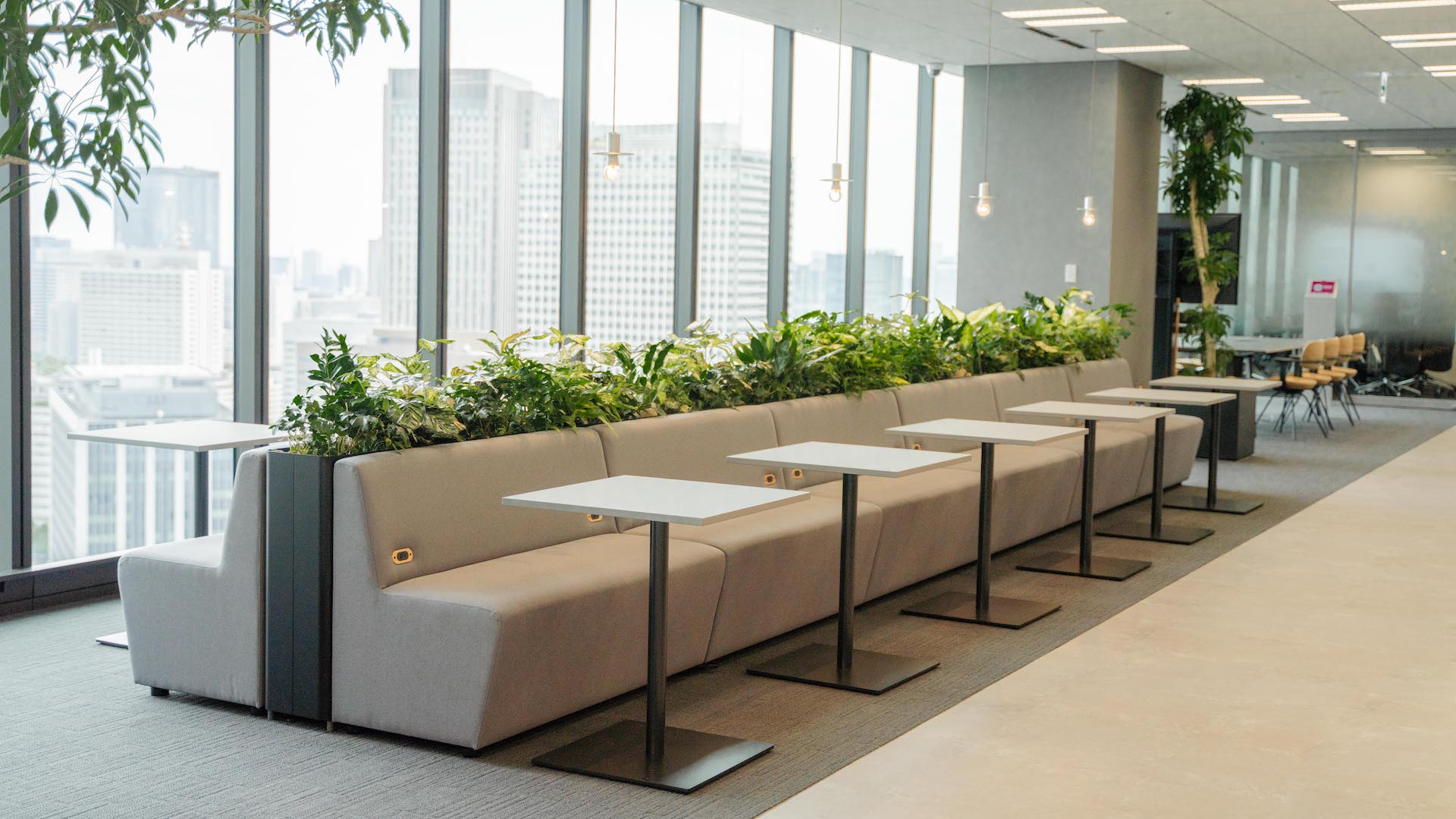 ABOUT | InnoCom Square