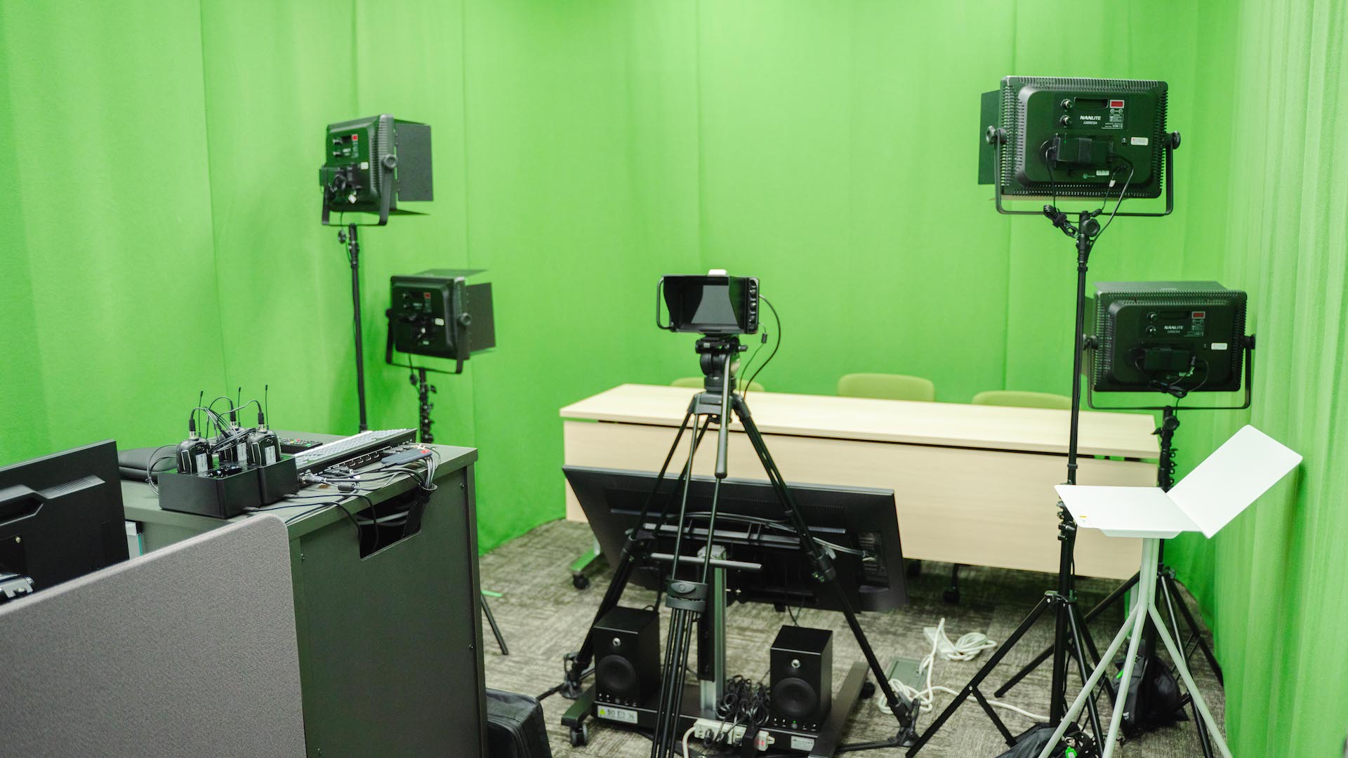 ABOUT | InnoCom Square